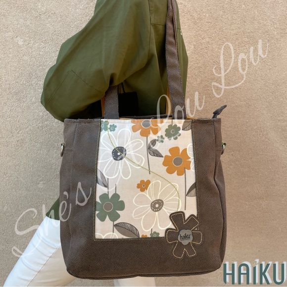 Haiku | Bags | Haiku Carryall Utility Bag By Sharon Elsenhauer Taupe ...